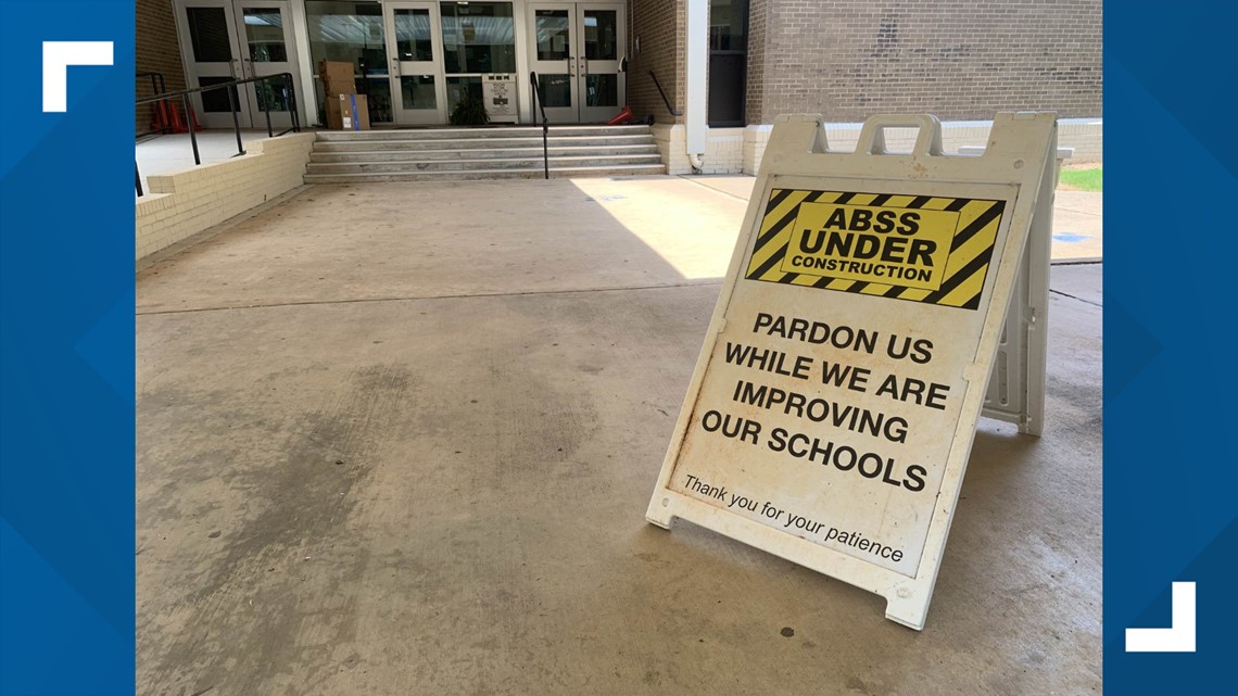 Mold discovered inside three more Burlington schools | wfmynews2.com