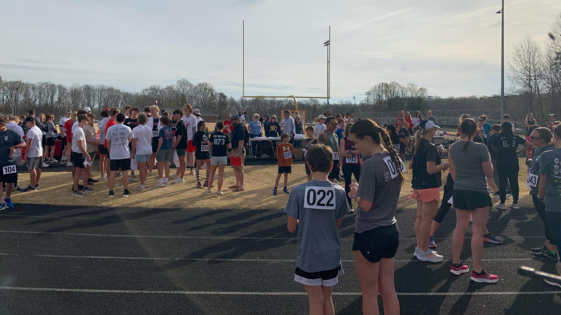 Northwest Guilford hosts 5k honoring Nix, Horan | wfmynews2.com