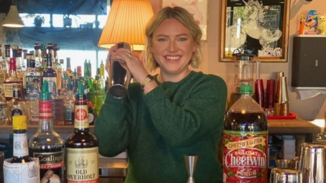 Local mixologist one of 16 in state honored by Cheerwine | wfmynews2.com