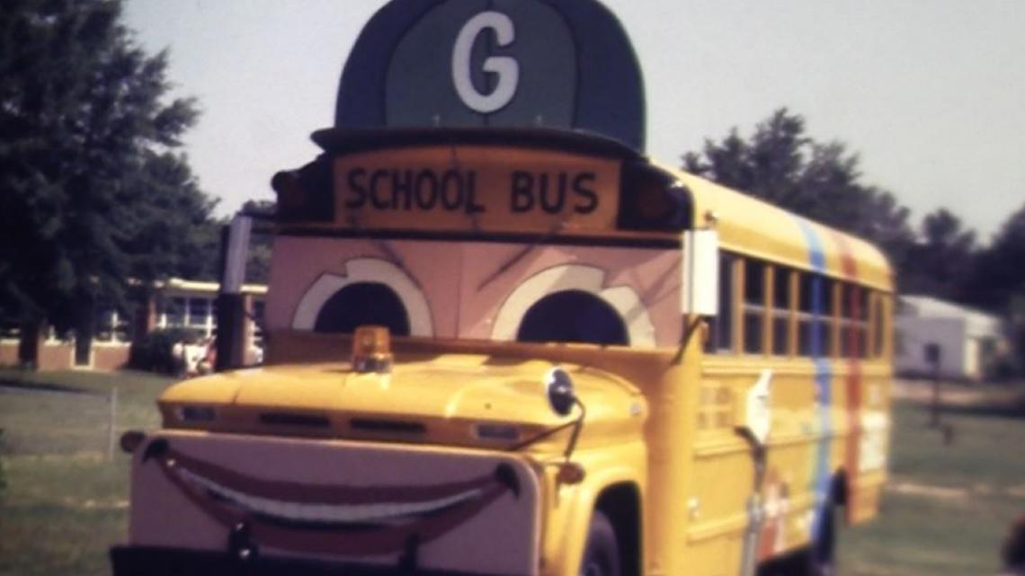 Students visit with Gus the Bus: WFMY History | wfmynews2.com