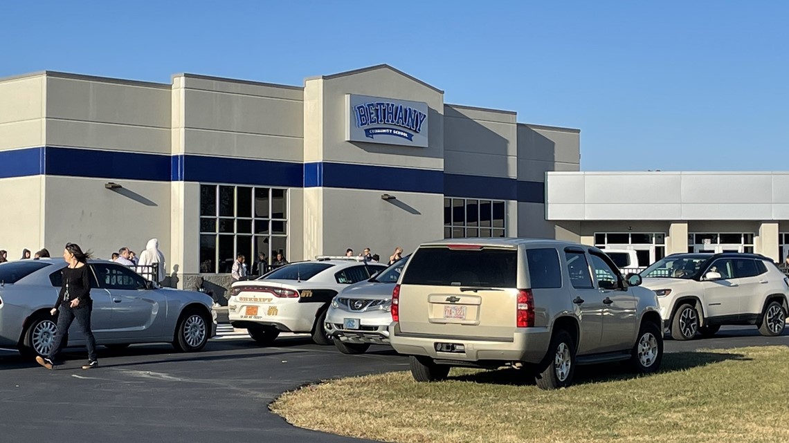 Bethany Community School on lockdown after reports of gun | wfmynews2.com