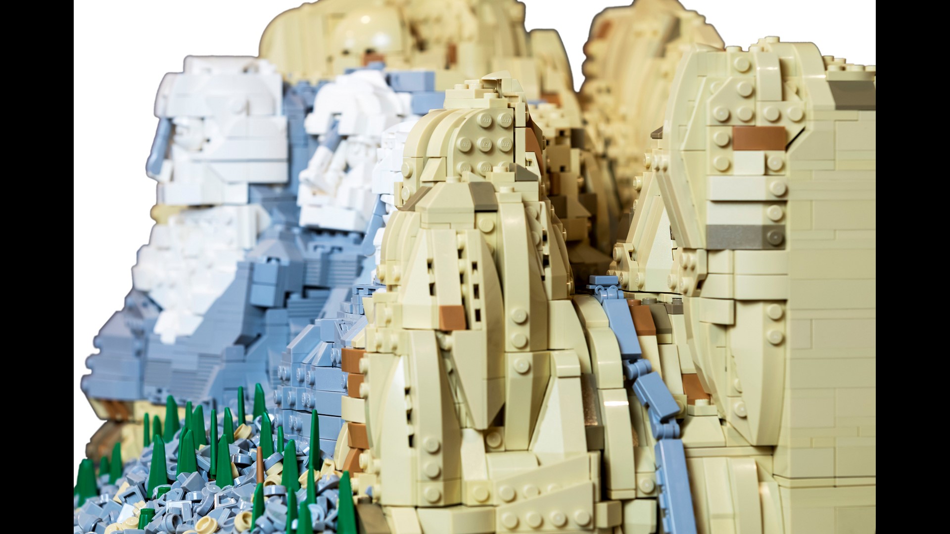 LEGO Mount Rushmore, Other Masterpieces Coming to LEGO Convention in ...