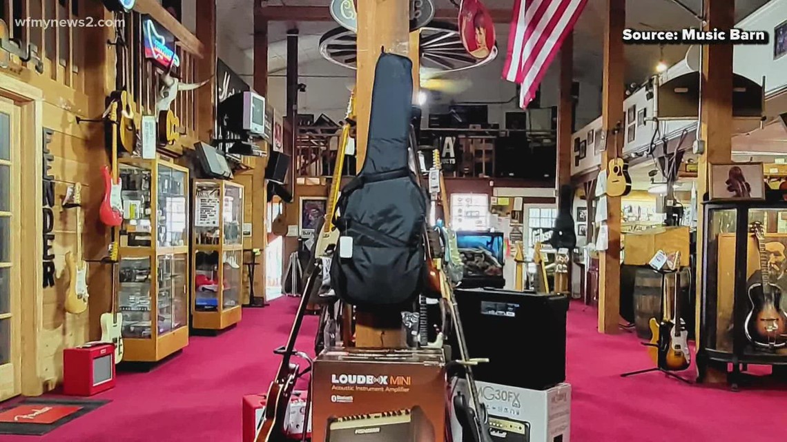 Eric Church makes pitstop at Greensboro music store | wfmynews2.com