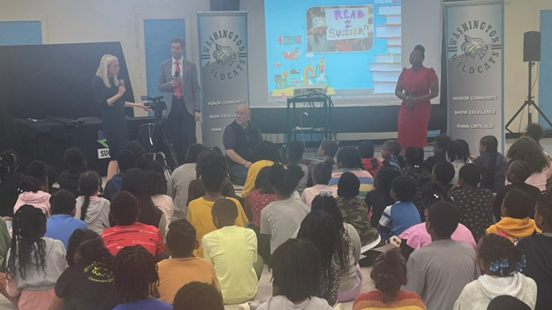Read 2 Succeed: Washington Montessori Elementary School | wfmynews2.com