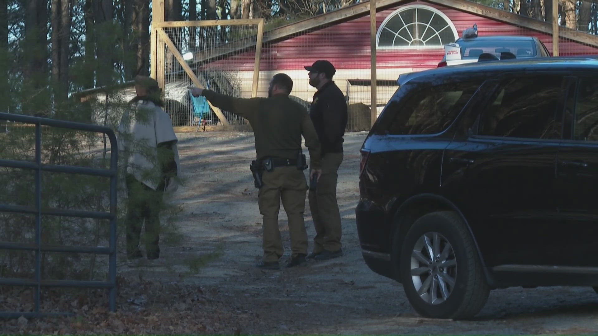 Forsyth County deputies seize hundreds of roosters, arrest six in ...