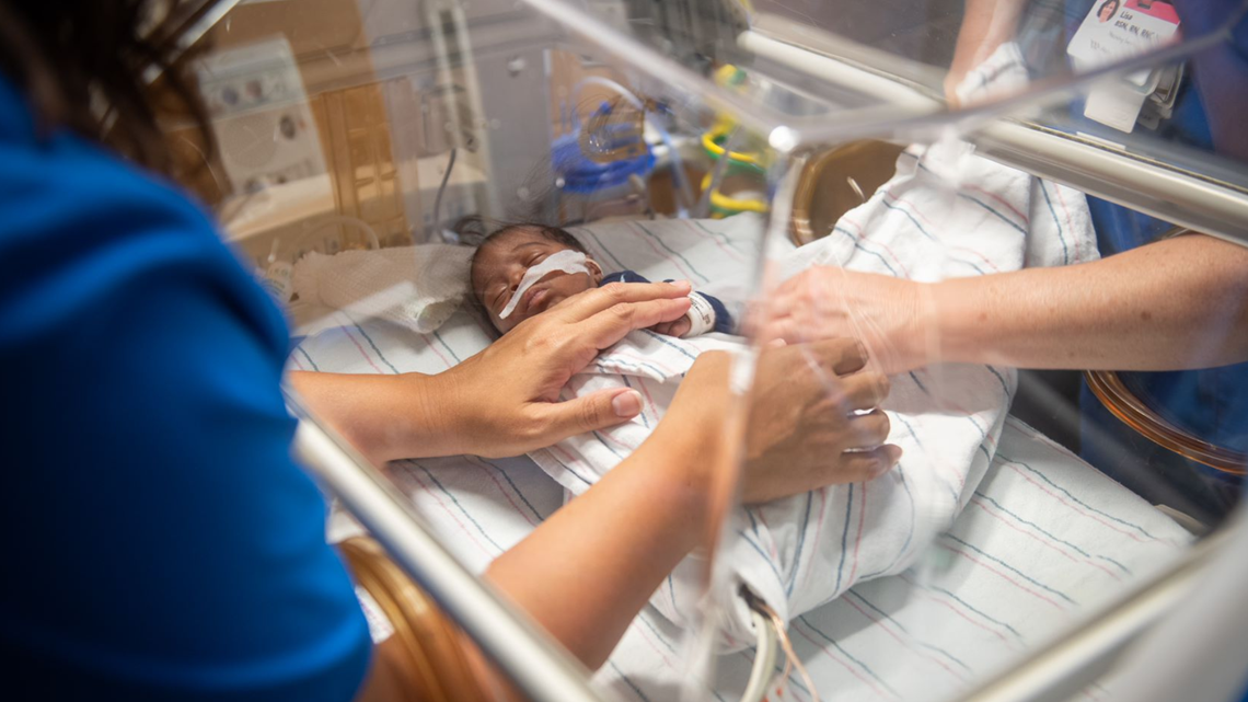 Babies Move to New NICU at Brenner Children's Hospital | wfmynews2.com
