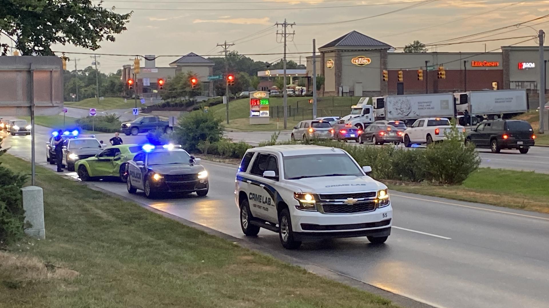 High Point police searching for armed robbery suspect | wfmynews2.com