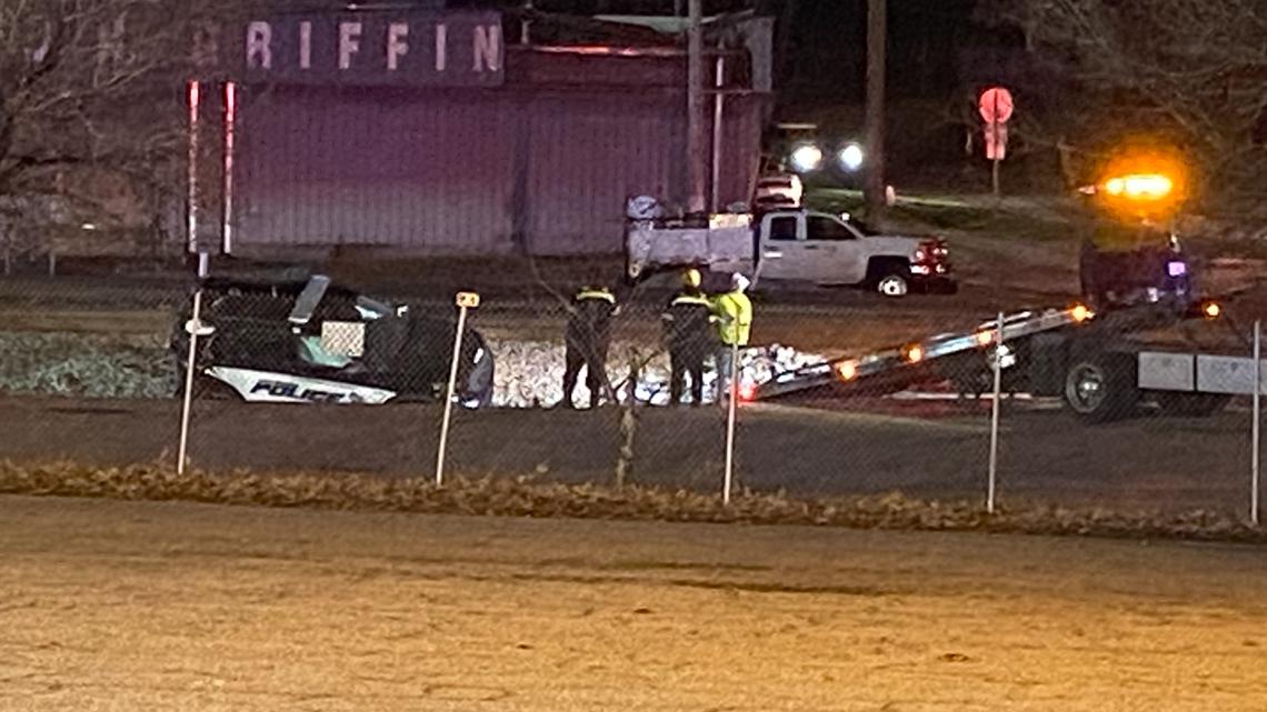 Witness watches as train hits police car on Hilltop Road | wfmynews2.com