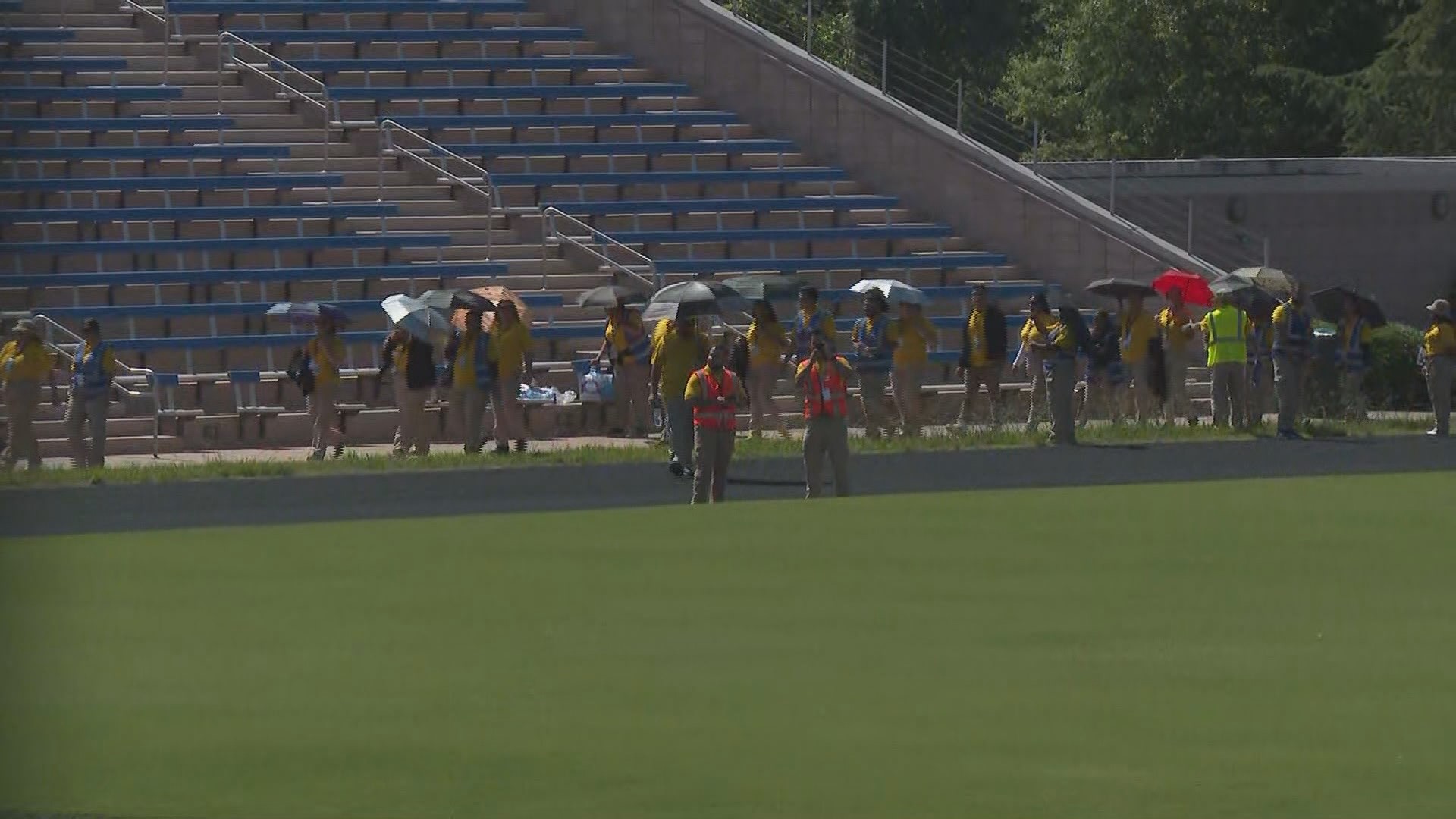 New update for the Hebrew Academy turned migrant children housing ...