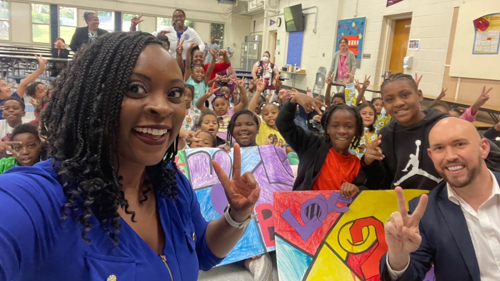 Read 2 Succeed: Parkview Village Elementary School | wfmynews2.com