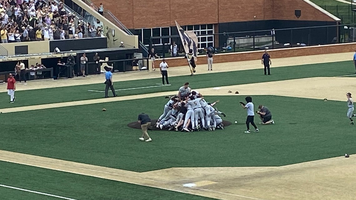 Wake Forest baseball headed to Omaha for College World Series ...