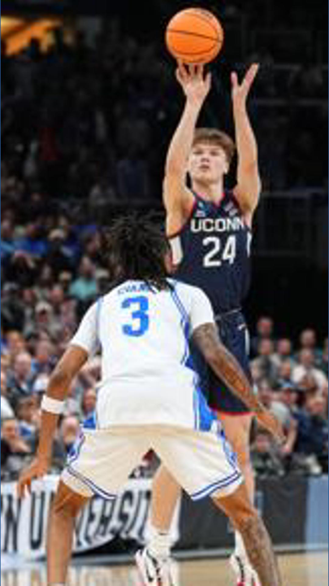 Blown lead, buzzer-beater sink Duke in Elite Eight against UConn ...