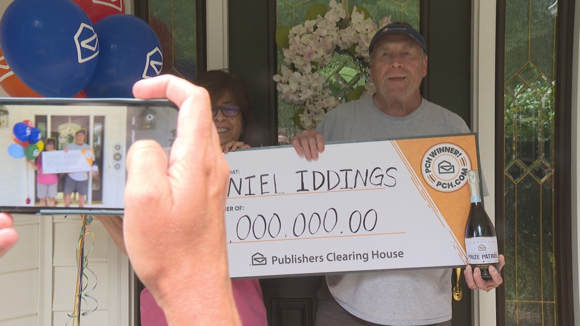 Oak Ridge Couple Wins 1 000 000 In Publishers Clearing House