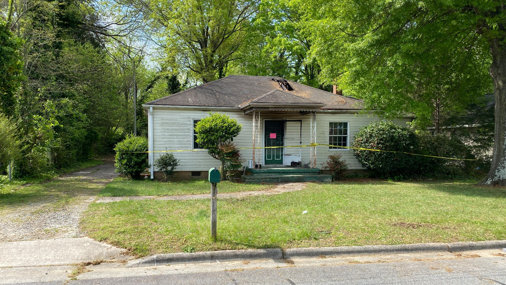 1 dead, 1 critically injured in High Point house fire on Barbee Avenue ...