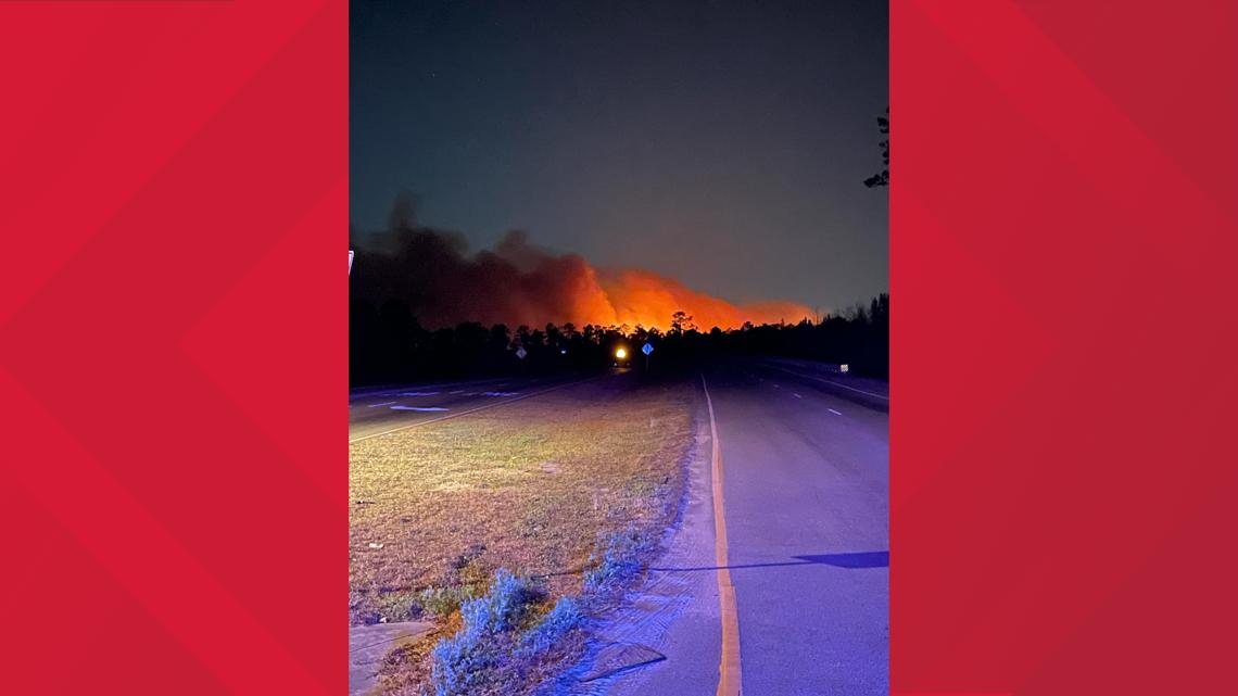 Wildfire in Myrtle Beach causes evacuations from neighborhoods | wfmynews2.com