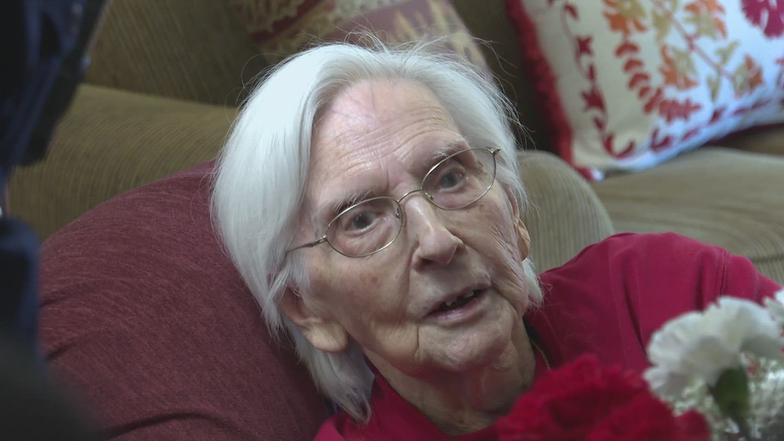 One of the first female WSPD officers turns 100 | wfmynews2.com