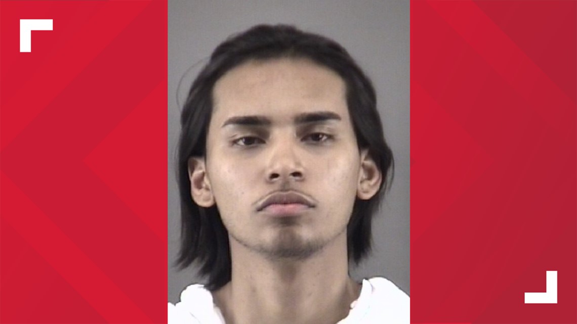 2 Found Shot To Death In Car Suspects In Custody Police Say