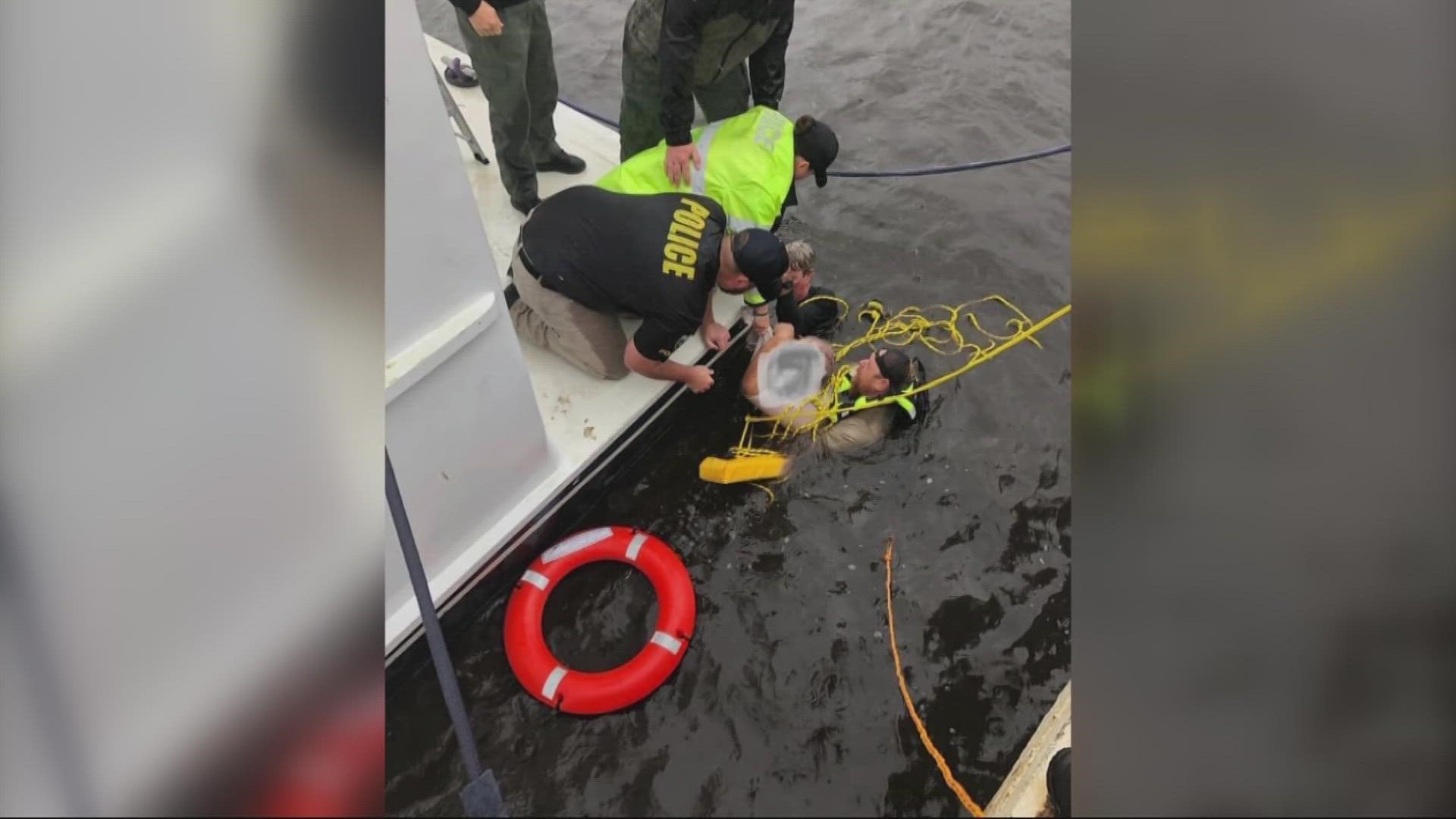Man jumps into St. John’s River during Tropical Storm Ian | wfmynews2.com