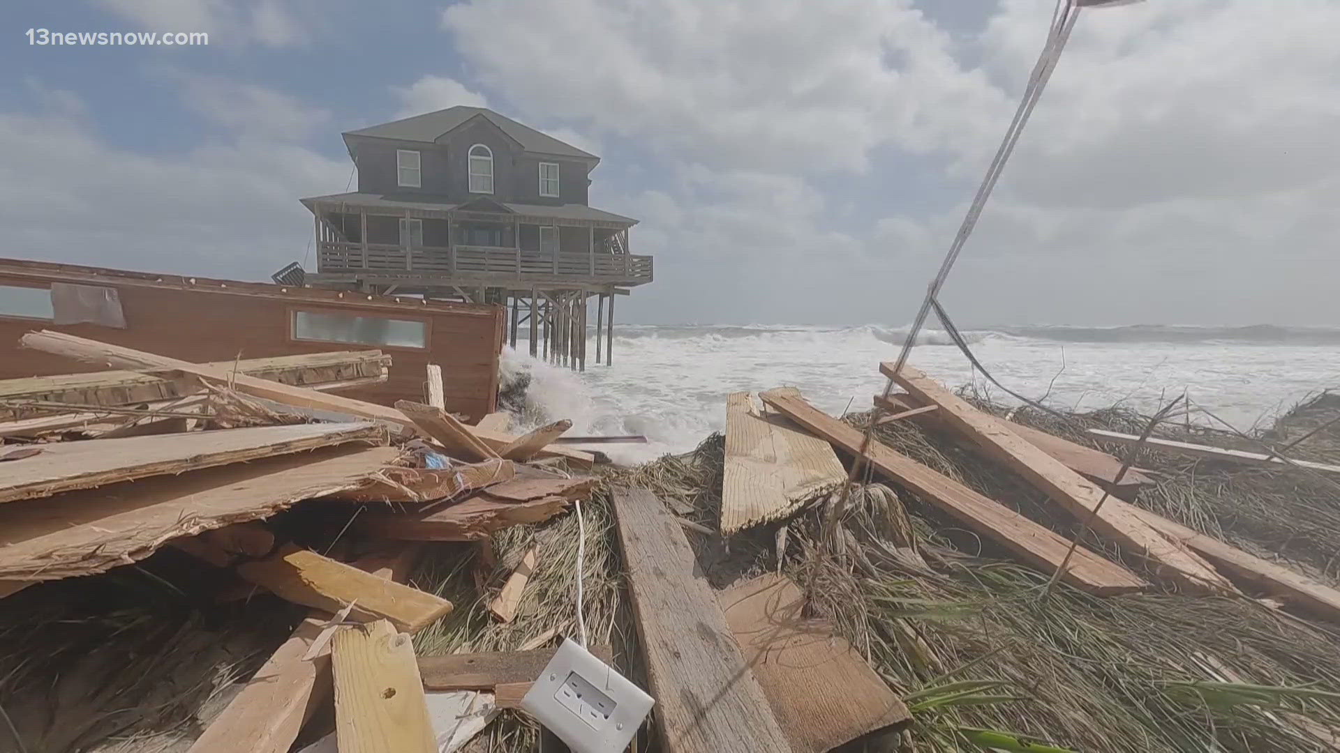 Ninth house collapses into ocean at Rodanthe in Outer Banks | wfmynews2.com