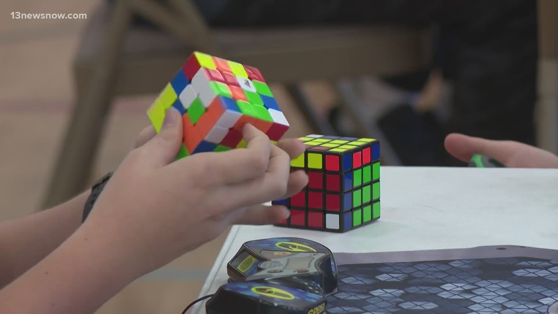 Rubik's Cube competitors get together in Virginia Beach | wfmynews2.com