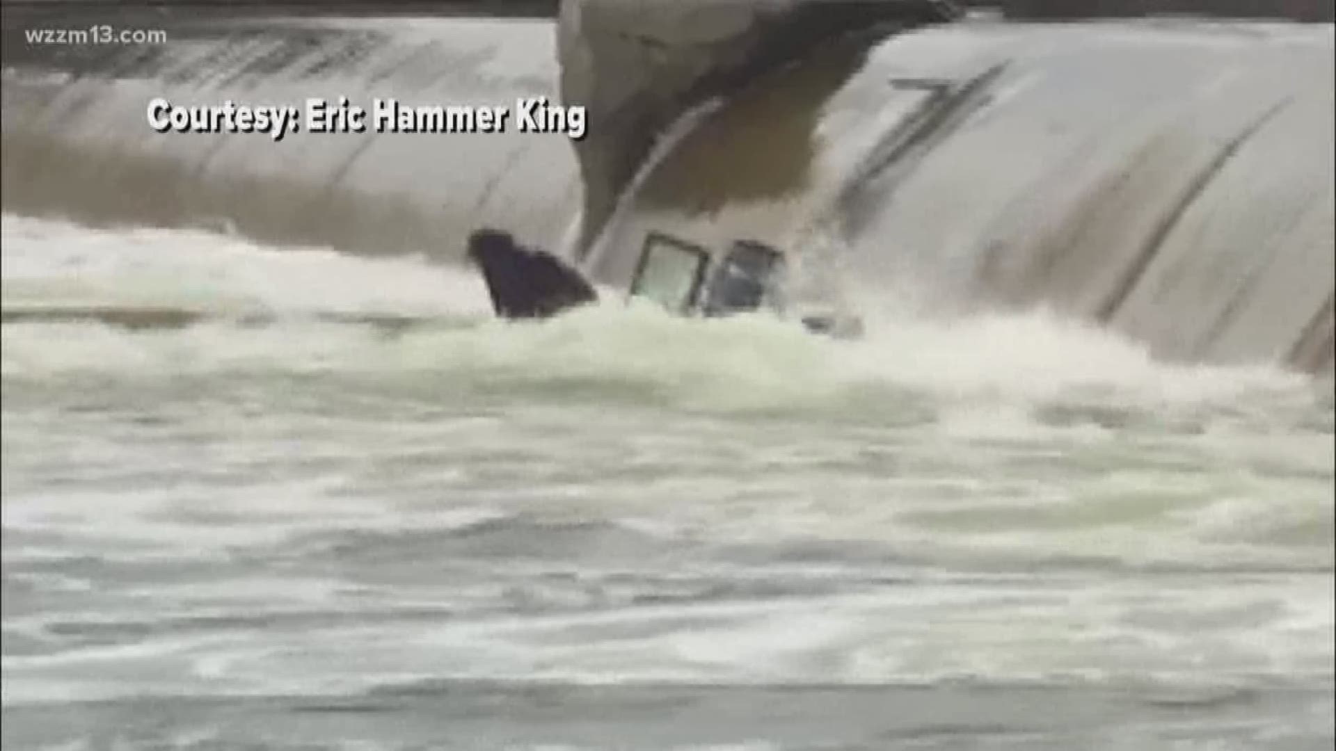 VIDEO: 3 People Safe After Boat Gets Caught In a Michigan Dam ...